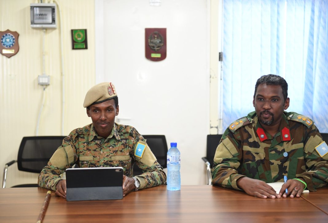 SNA Commander meets head of ATMIS, duscusses security issues – Somali ...