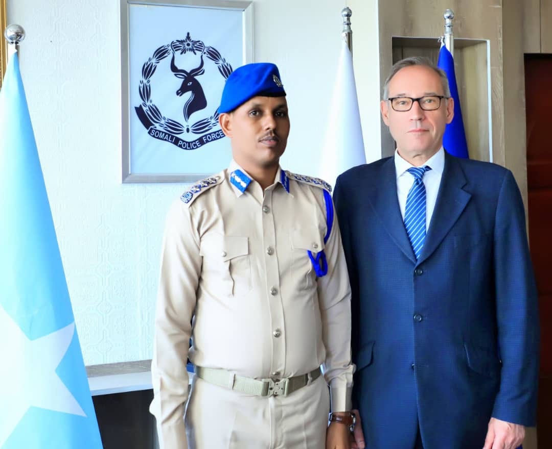 Somali Pollice Commissioner receives EUCAPSOM in Mogadishu – Somali ...