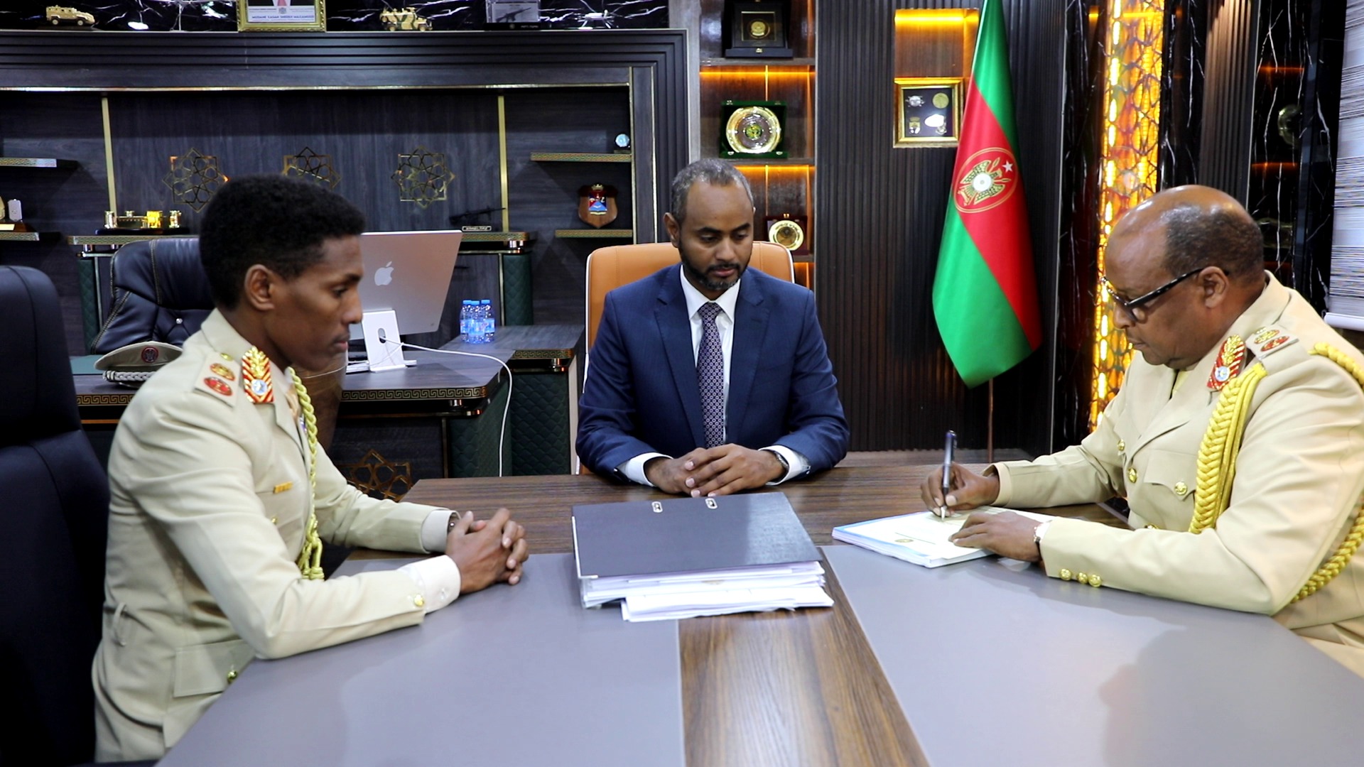 Minister of Defense transfers positions to newly appointed Commanders ...