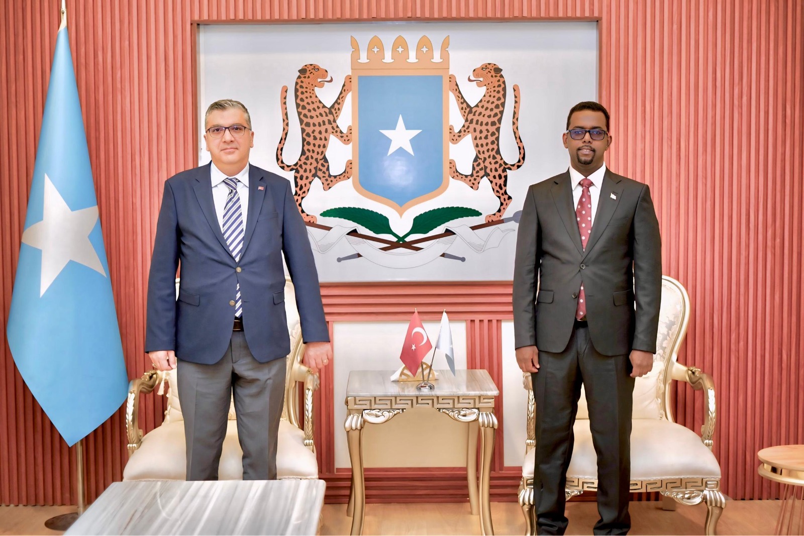 Turkish Deputy Minister Arrives in Mogadishu; Ankara and Somalia to ...