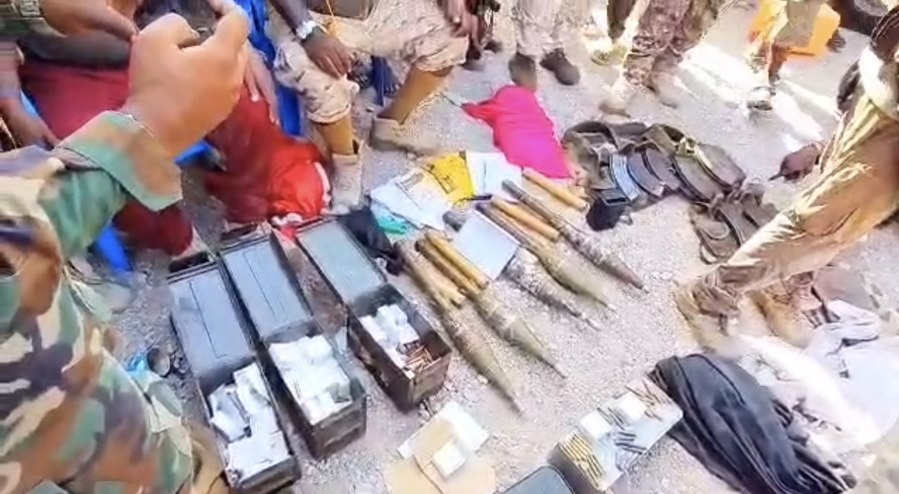 Somali National Army Uncovers Al-Shabaab Terrorist’s Hidden Weapons ...